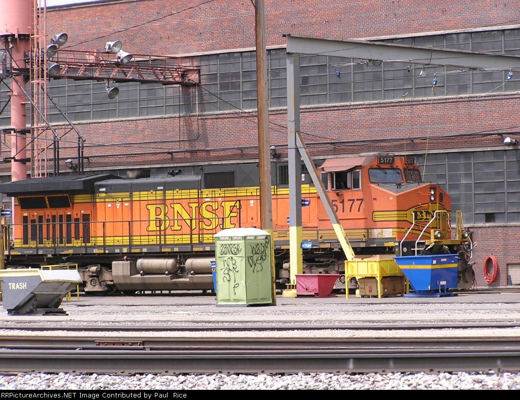 BNSF 5177